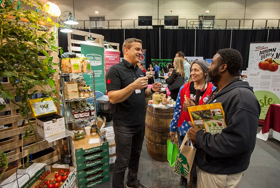 Six Secrets to Capturing Leads at Trade Shows | Ordermentum